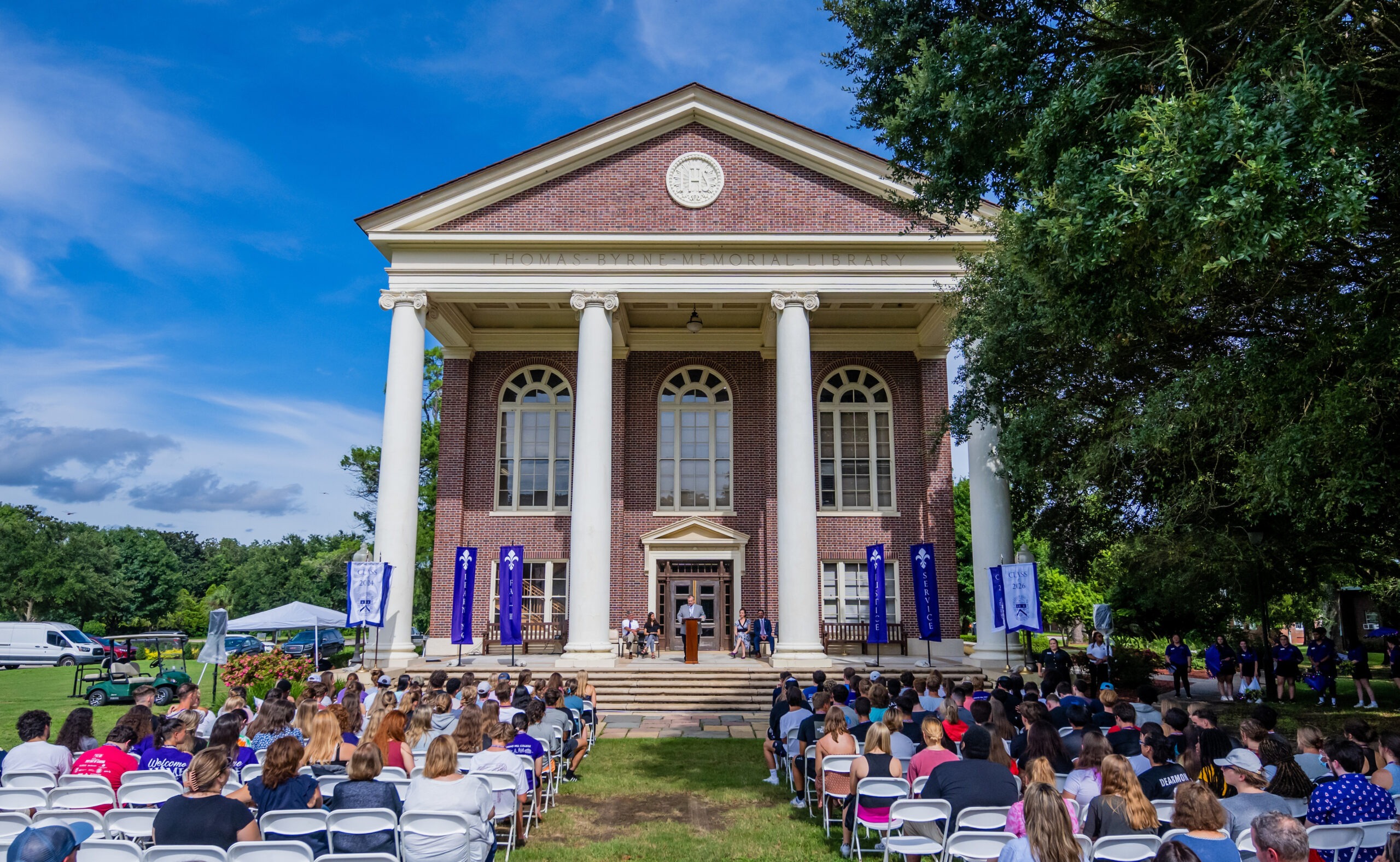 Freshman Convocation | Fall 2022 - www.shc.edu